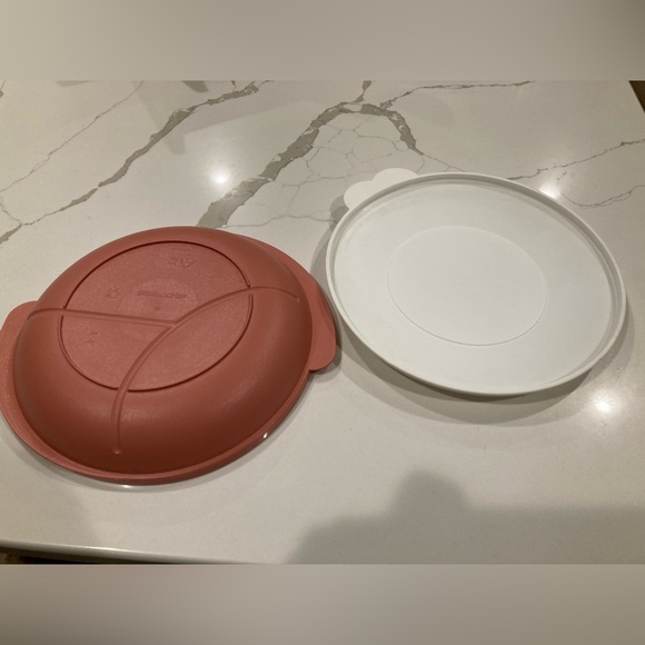 Tupperware | Kitchen | Tupperware Divided Lunch Dish Plate With Dome ...